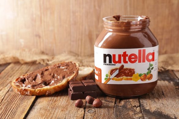 Can dogs and cats eat Nutella?